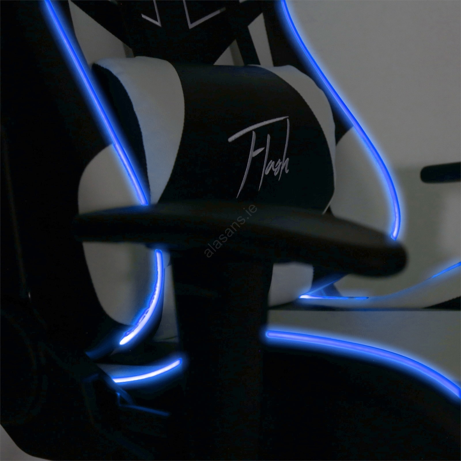 VARR Flash gaming chair with LED RGB backlight + remote control black ...